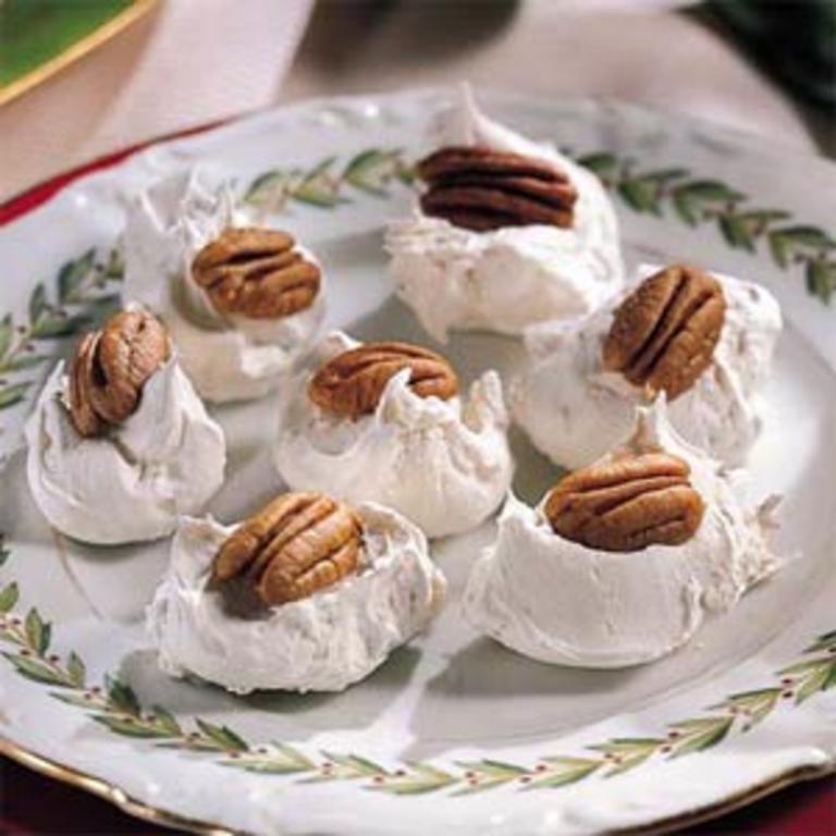 Easy Homemade Divinity Candy – alldelish
